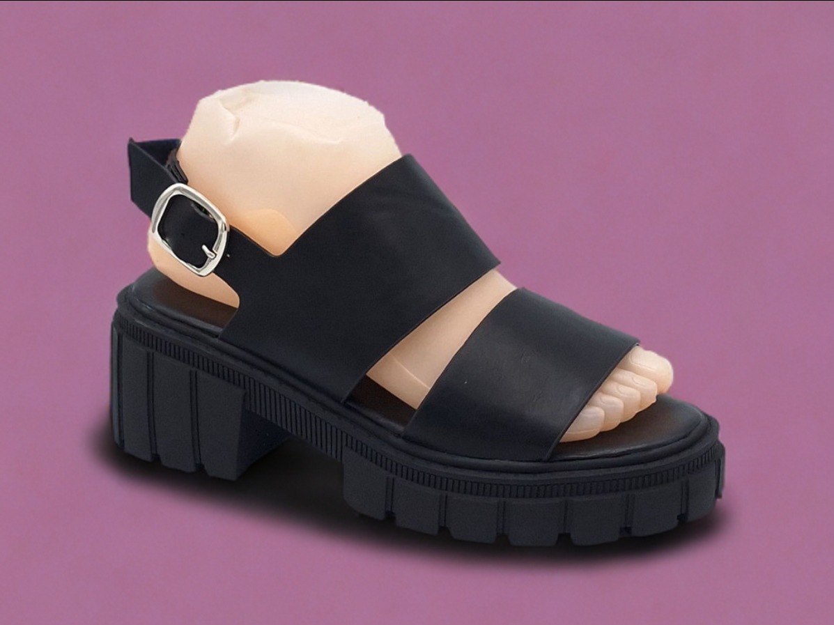 Ladies Low Platform Shoe – China Discounters
